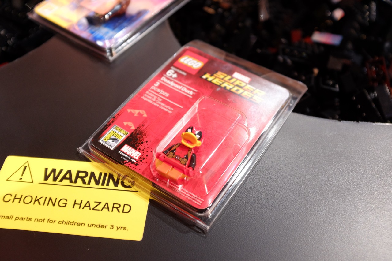 [SDCC 2017 限定] Marvel LEGO Minifigure – Deadpool Duck | VJGamer